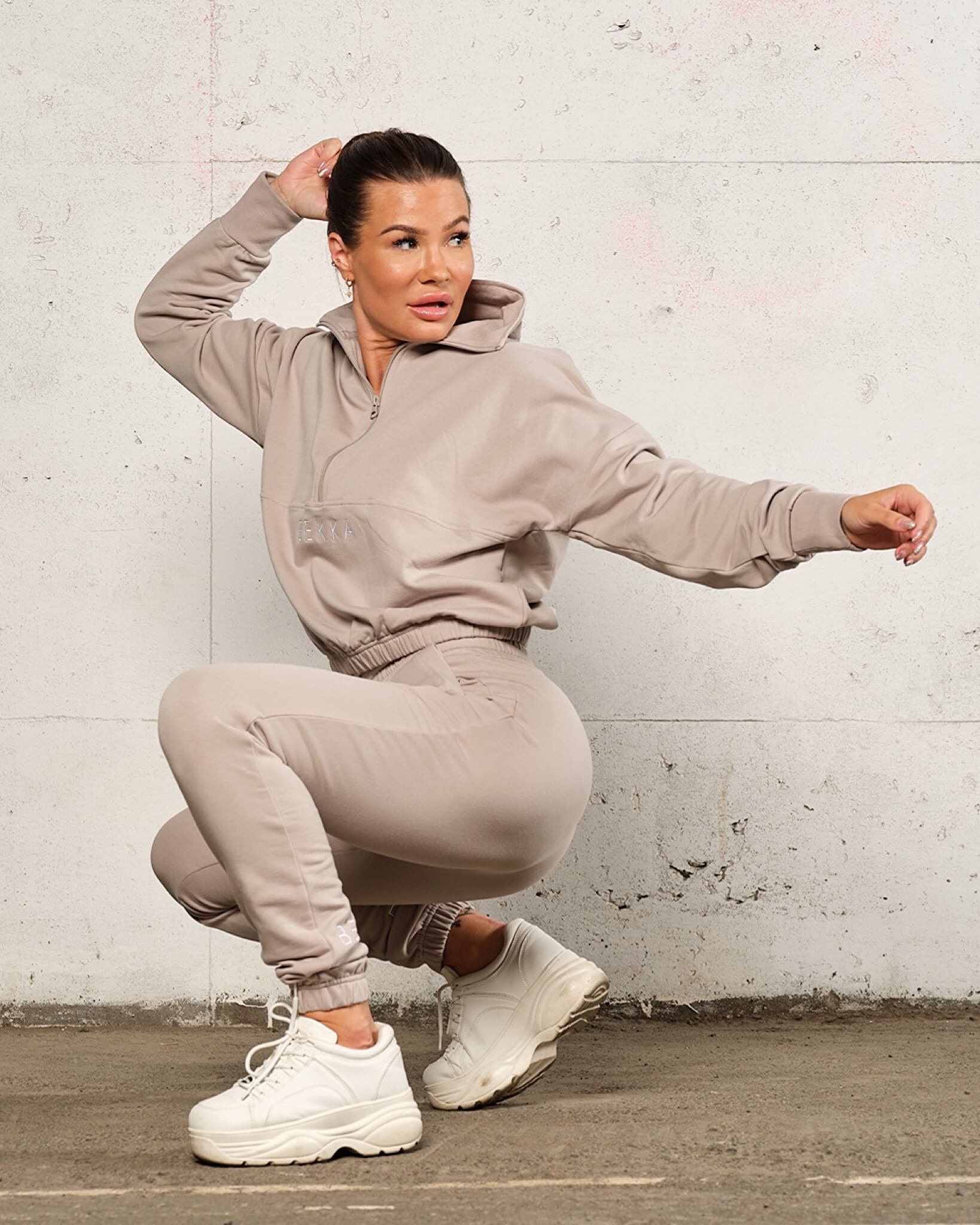 Highschool pant - Burnt sand (hvit logo) – BEKKA